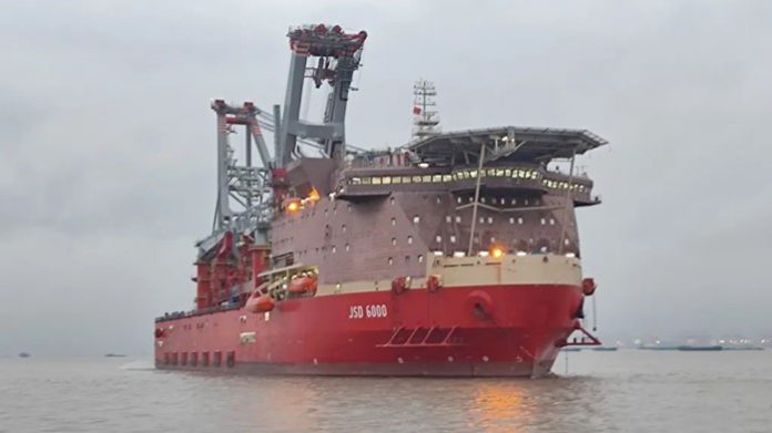 振华JSD6000深水起重铺管船试航 | SinorigOffshore